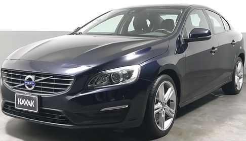 Autos Volvo S60 2.0 MOMENTUM T5 AT Sedan 2016 usados | KAVAK México