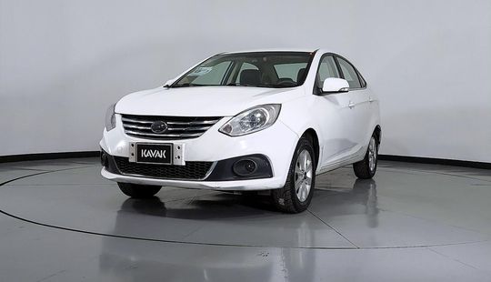 Jac J4 Naranja | KAVAK