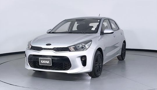 Seminuevos Kia Monterrey Plateado | KAVAK