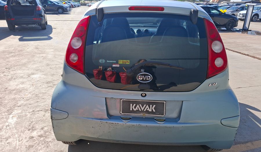 Autos Byd F0 1.0 GLI SK Hatchback 2014 usados | KAVAK Chile