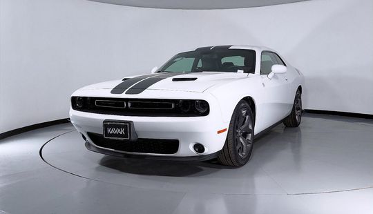 Dodge Challenger 2018 | KAVAK