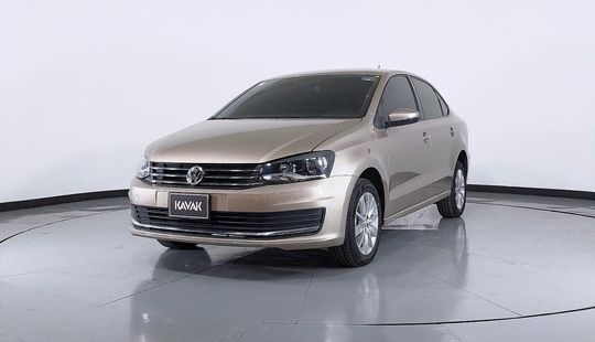 Volkswagen Vento Automatico Cafe | KAVAK