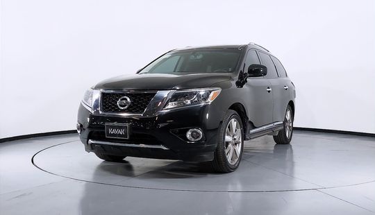 Nissan Pathfinder 2016 | KAVAK