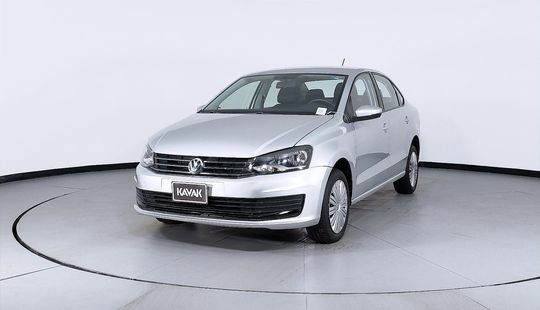 Volkswagen Vento 2015 Monterrey | KAVAK