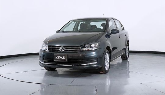 Volkswagen Vento 2015 | KAVAK