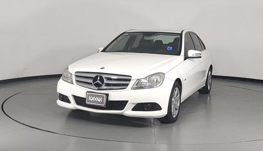 Mercedes Benz Clase C 2022 | KAVAK
