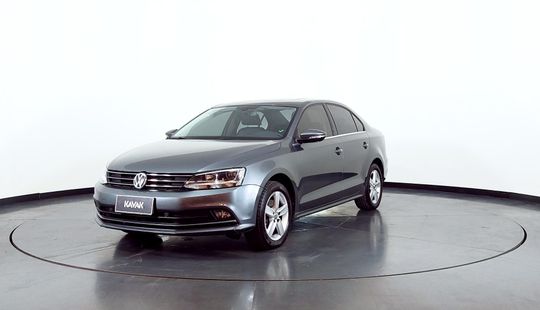 Volkswagen Vento 2017 | KAVAK
