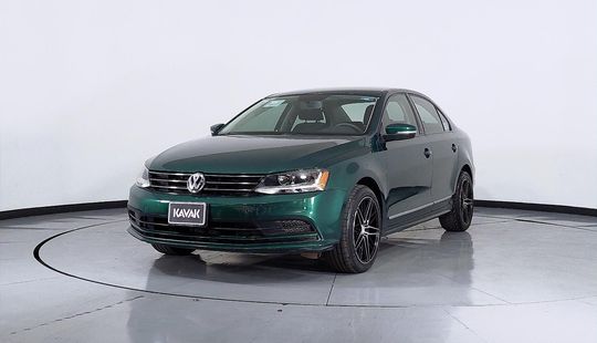 Volkswagen Jetta Verde | KAVAK