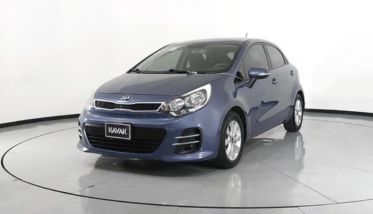 Seminuevos Kia Rio Azul | KAVAK