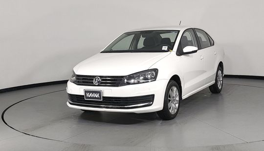 Volkswagen Vento Monterrey Sedan | KAVAK