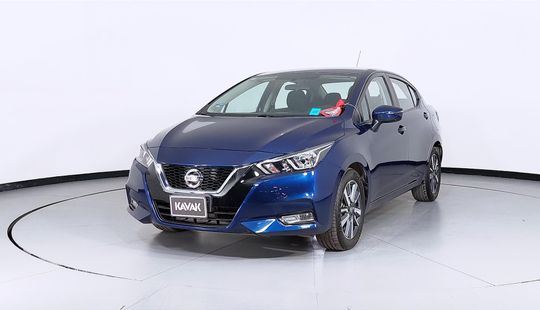 Nissan Versa Monterrey Azul | KAVAK