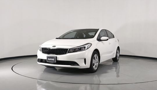 Kia Forte 2017 2018 | KAVAK