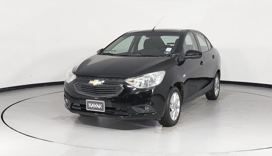 Chevrolet Aveo Negro | KAVAK