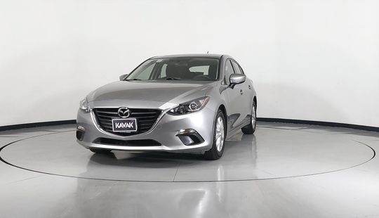 Mazda 2015 Hatchback | KAVAK