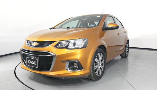 Chevrolet Sonic 2017 Naranja | KAVAK