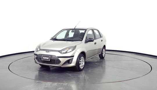Autos Ford Fiesta 1.6 Max One Ambiente Plus Sedan 2011 usados | KAVAK ...