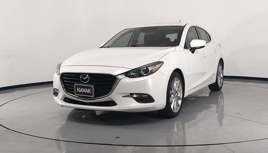 Mazda 2017 Beige | KAVAK