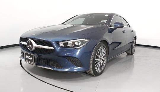 Mercedes Benz Guadalajara Azul | KAVAK