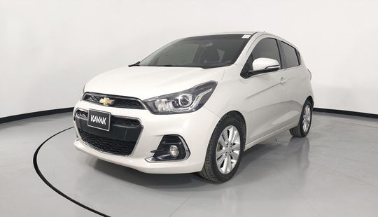 Chevrolet 2014 Hatchback | KAVAK
