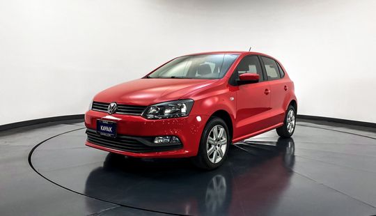 Volkswagen Polo 2015 #26202 | 65700 KM