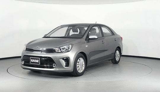Usados Kia Soluto 2023 | KAVAK