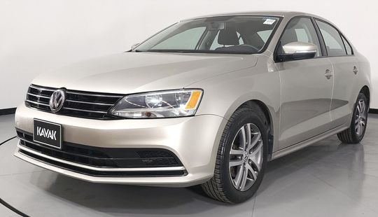 Seminuevos Volkswagen Jetta A6 2022 Beige | KAVAK