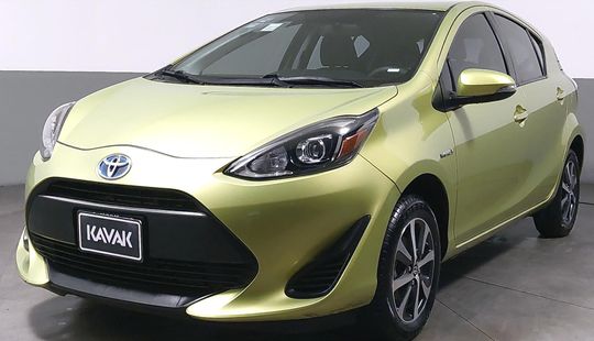 Autos Toyota 2019 Verde Seminuevos en México | Precios Kavak
