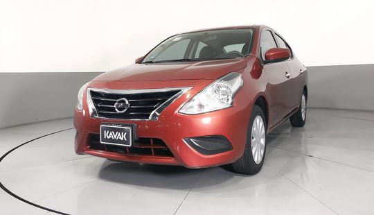 Autos Nissan Versa 2018 Rojo Seminuevos en México | Kavak
