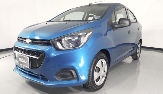 Autos Chevrolet Beat Cargo Seminuevos en México | Kavak