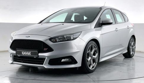 Used Ford Focus ST Hatchback 2017 Cars for Sale | KAVAK UAE