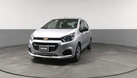 Autos Chevrolet Beat Seminuevos en México | Kavak