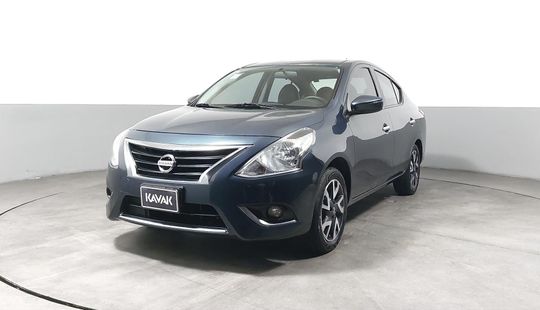 Autos Nissan Versa 2017 Automatico Seminuevos en México | Kavak