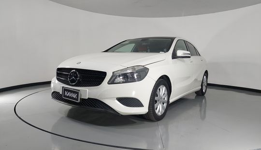 Autos Mercedes Benz Clase A Hatchback Estandar Seminuevos en México | Kavak