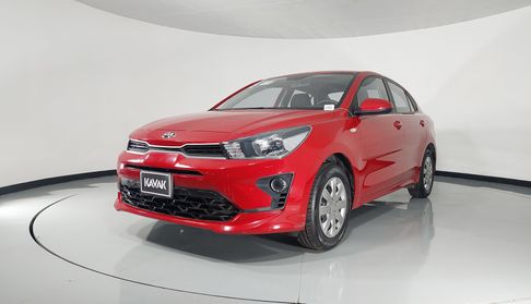 Autos Kia Rio 1.6 L Sedan 2021 usados | KAVAK México