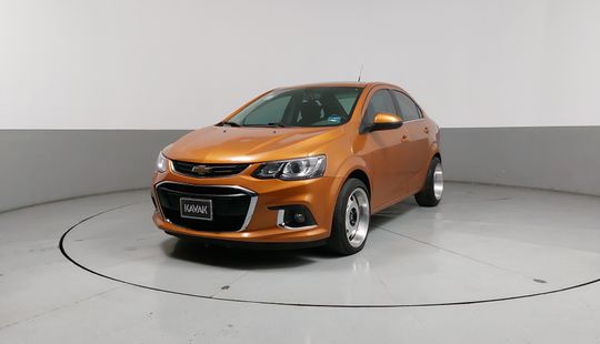 Autos Chevrolet Sonic Naranja Seminuevos en México | Precios Kavak