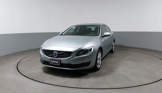 Autos Volvo Sedan Estandar Seminuevos en México | Kavak