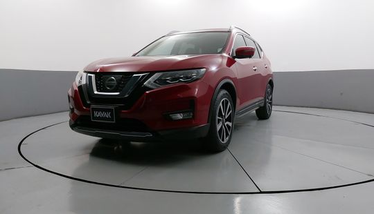 Autos Nissan Automatico Seminuevos en México | Kavak