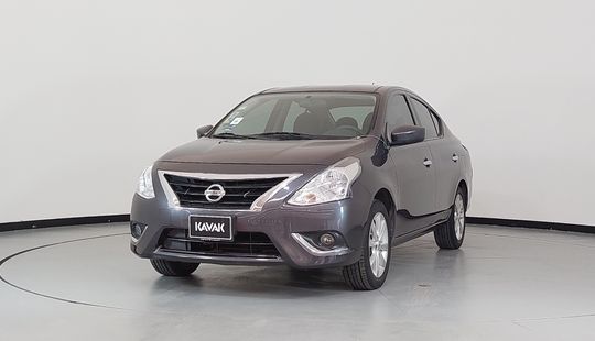 Autos Nissan Versa 2017 Automatico Seminuevos en México | Precios Kavak
