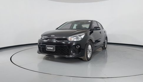 Autos Kia Rio 1.6 EX Sedan 2018 usados | KAVAK México