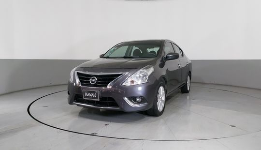 Autos Nissan Versa 2017 Automatico Seminuevos en México | Precios Kavak