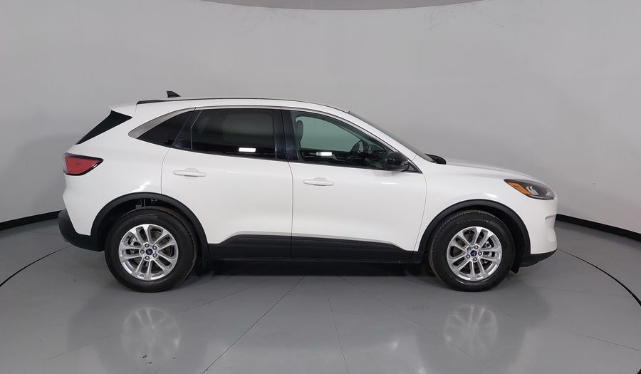 Autos Ford Escape 2.5 HEV SE CVT Suv 2022 usados | KAVAK México