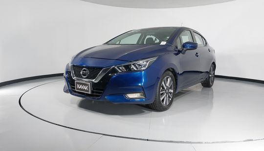 Autos Nissan Versa Azul Seminuevos en México | Precios Kavak