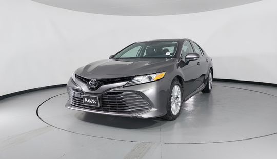 Autos Toyota Camry Grey Seminuevos en México | Precios Kavak