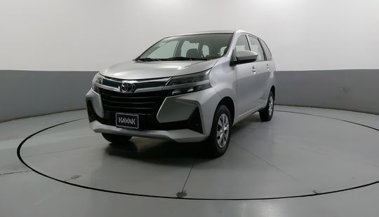 Autos Toyota Avanza 2020 4x2 Plateado Seminuevos en México | Kavak