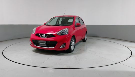 Autos Nissan March Cosmopol Rojo Seminuevos en México | Kavak