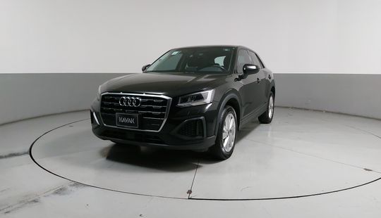 Autos Audi Q2 Patio Santa Fe Negro Seminuevos en México | Precios Kavak
