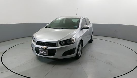 Autos Chevrolet Sonic 2016 Seminuevos en México | Precios Kavak