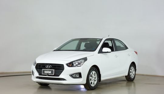 Autos Hyundai Verna Usados en Chile | Kavak