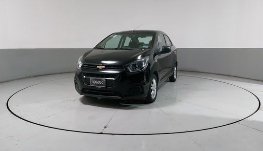 Autos Chevrolet Beat Seminuevos en México | Kavak