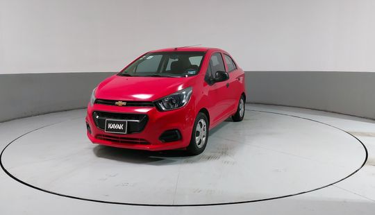 Autos Chevrolet Beat Sedan Seminuevos en México | Kavak